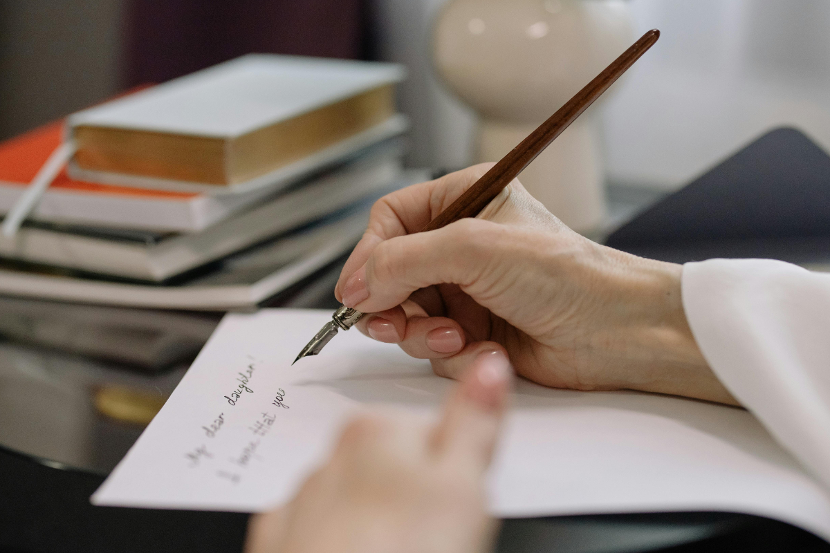 What to Write Inside a Red Packet for Different Occasions - RedPacket.hk