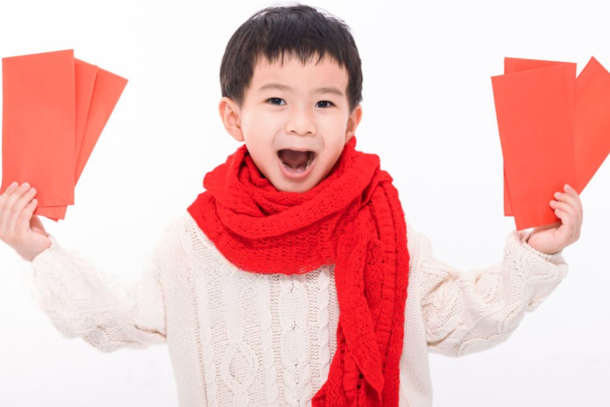 Teaching Kids Good Red Packet Etiquette - RedPacket.hk